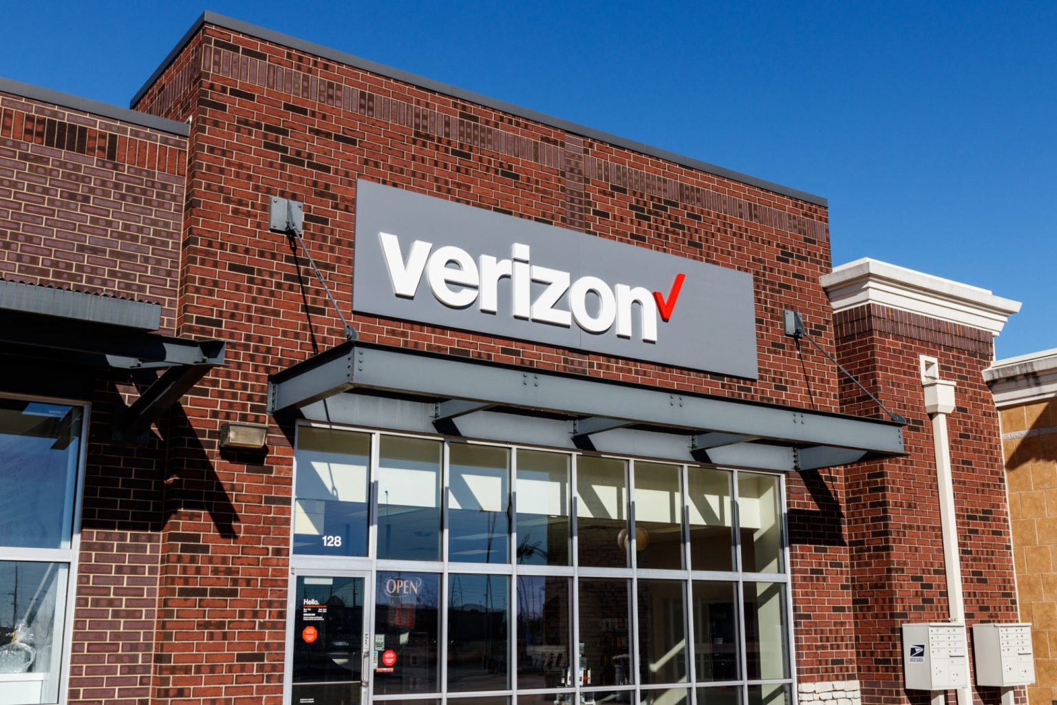 Unveiling the Verizon Vault: A Comprehensive Guide to Store Hours and ...