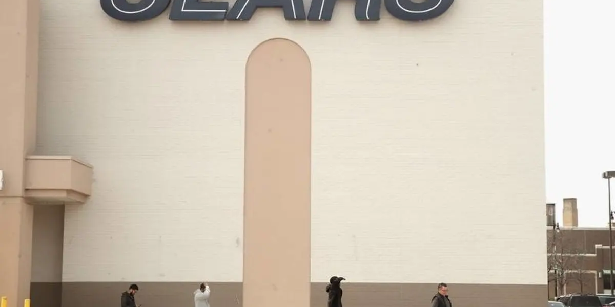 Sears in Manchester, NH: A Tale of Retail Evolution and the Rise and ...