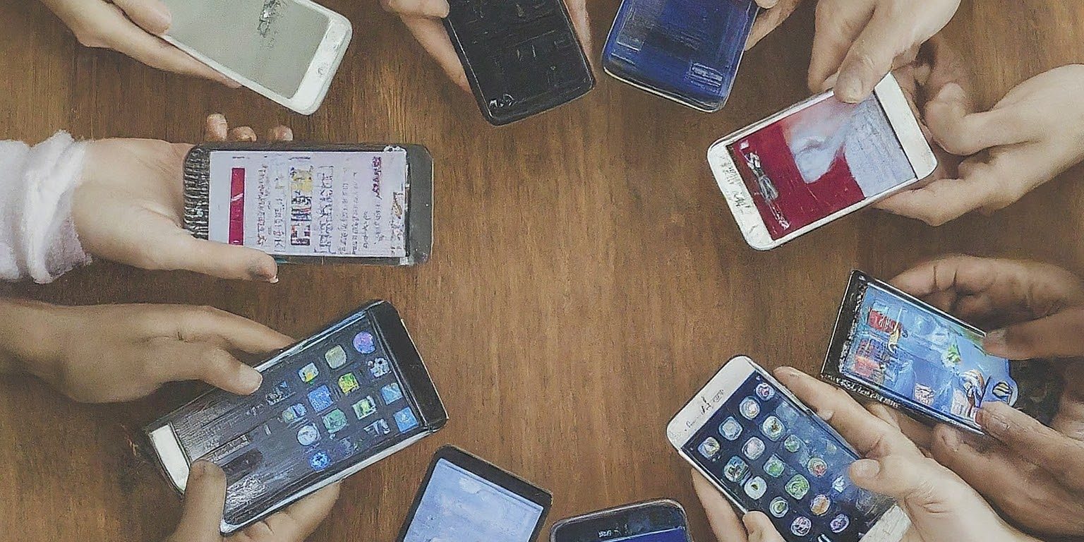 AT&T Compatible Phones List: Navigating the Network in 2024 · pixelsseo ...