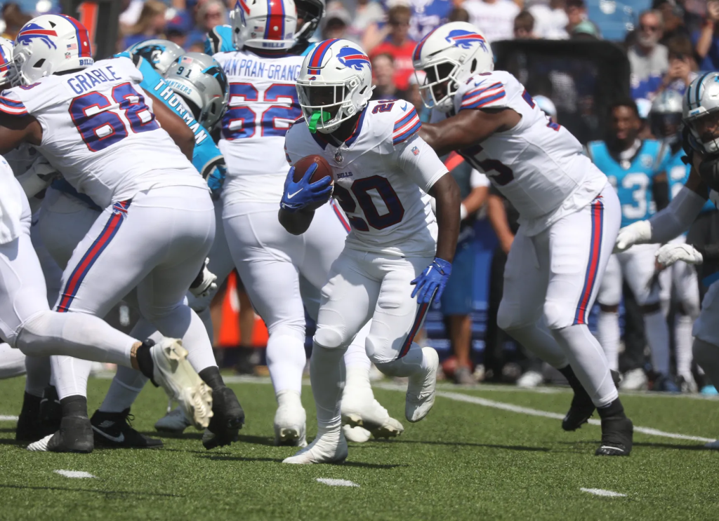 Frank Gore Jr.: Carrying the Torch, Forging His Own Path · pixelsseo ...